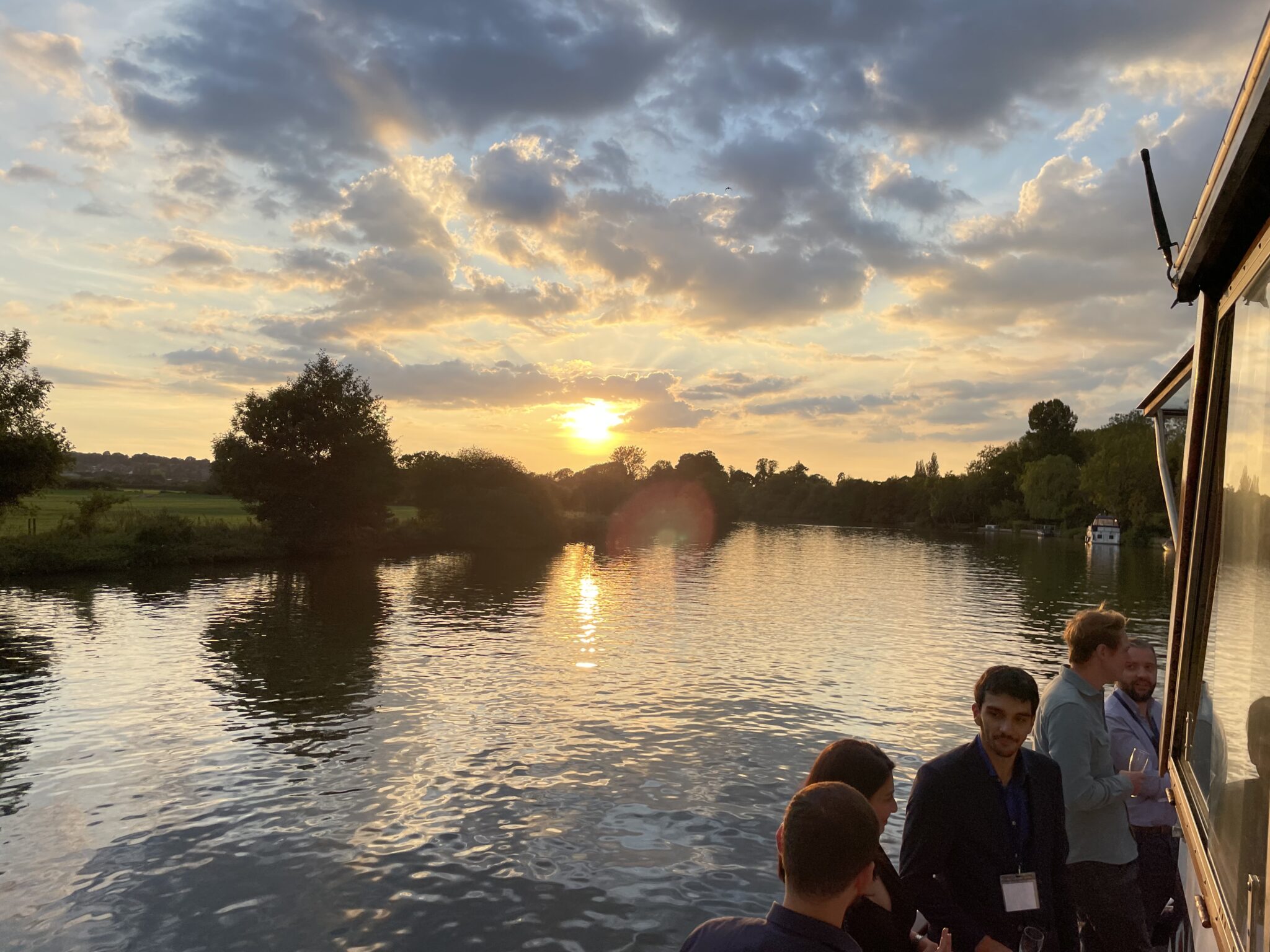 Thames River Cruise - What A Night! - Michael Aubrey Partnership Ltd